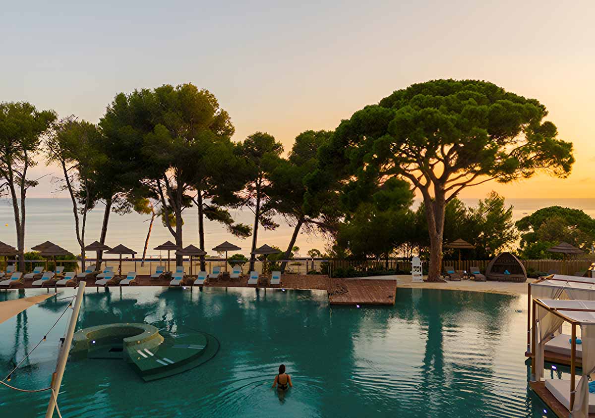 INFINITUM reopens its Beach Club for summer season